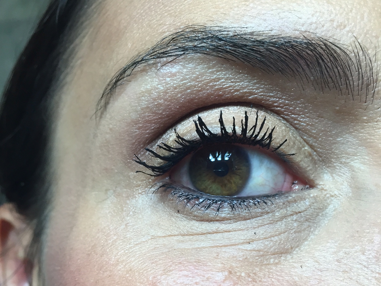 Zoom Lash Black Fast – UP TO ME® Blog